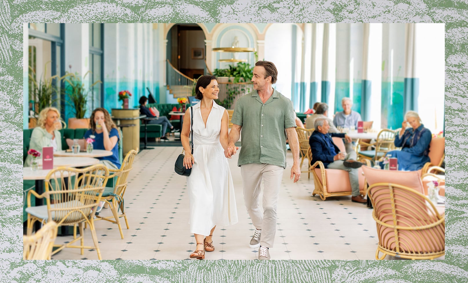 About Warner Hotels | Entertainment, Dining & Spa Access Included