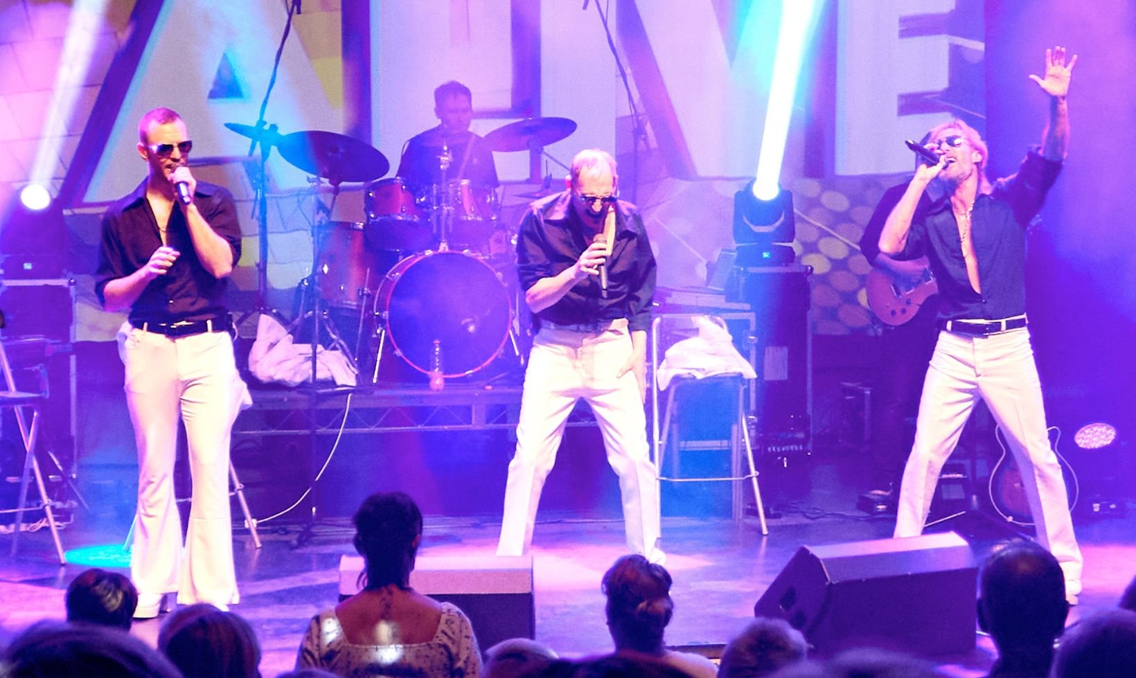 The Magic of the Bee Gees | Warner Hotels