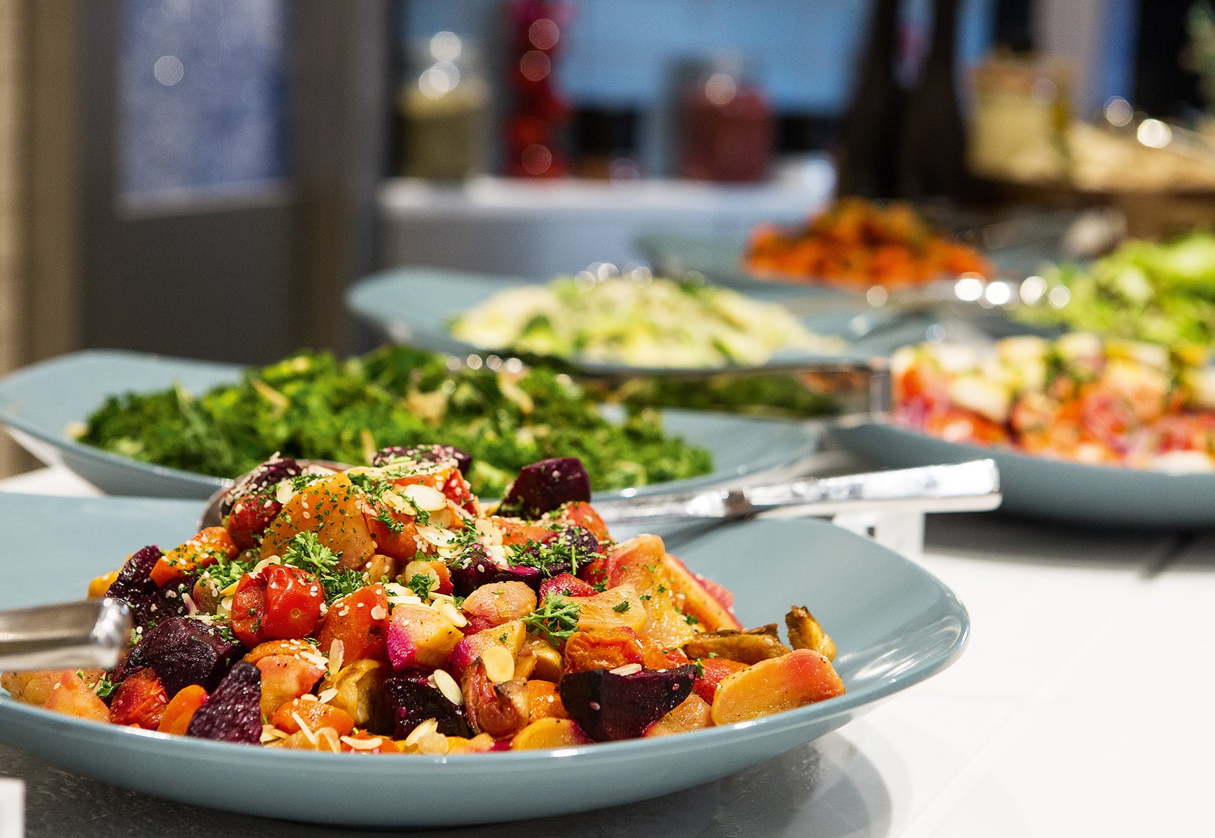 Dining at Warner Hotels | Food, Menus & Experiences