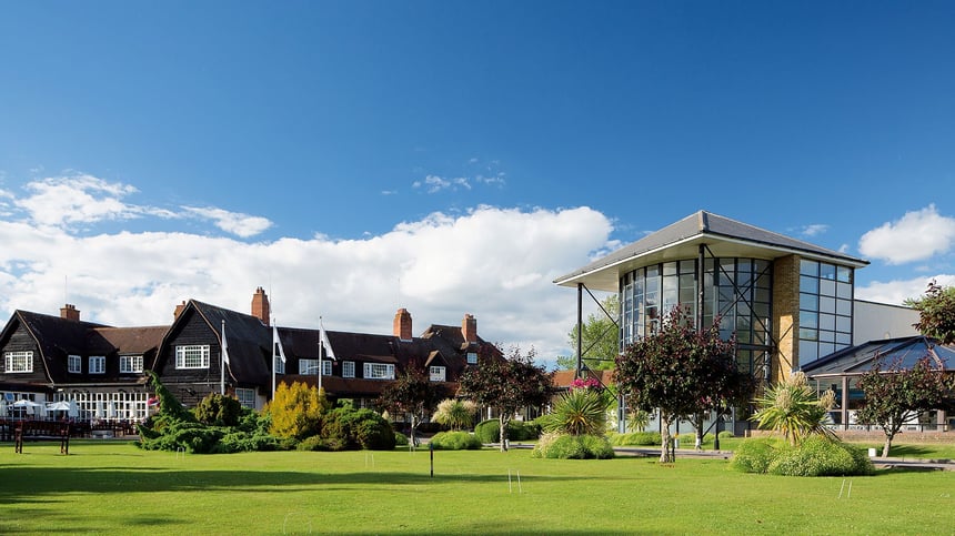 Sinah Warren in Hayling Island, Hampshire | Warner Hotels